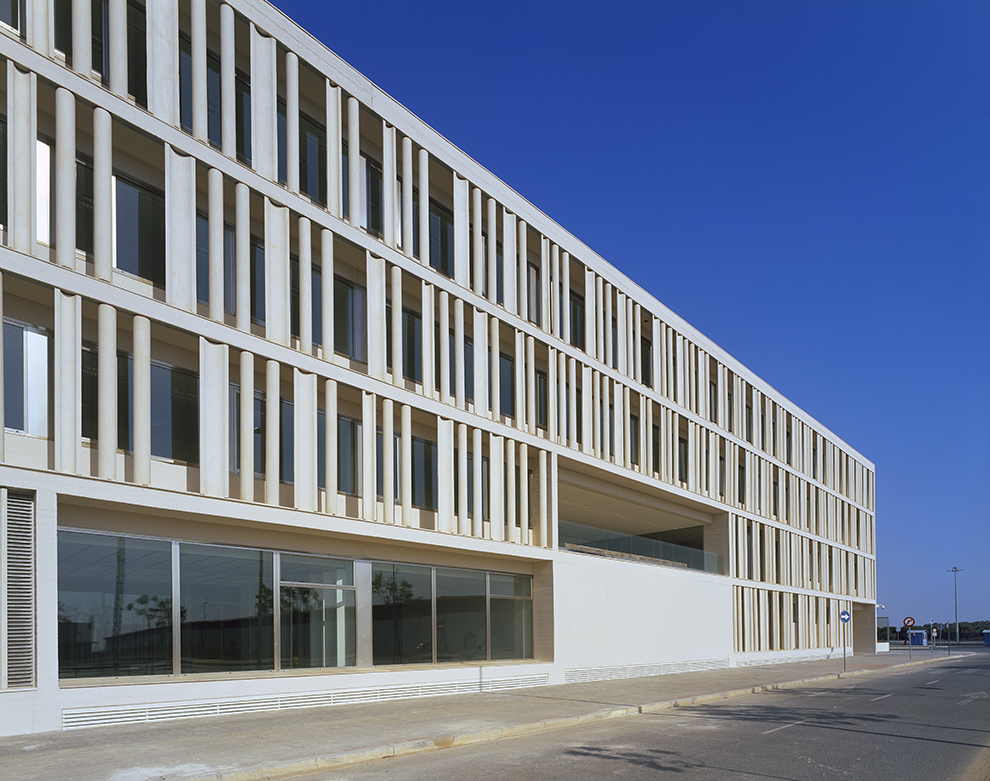 Aeropolis Enterprise Center by Estudio Carbajal - Architizer