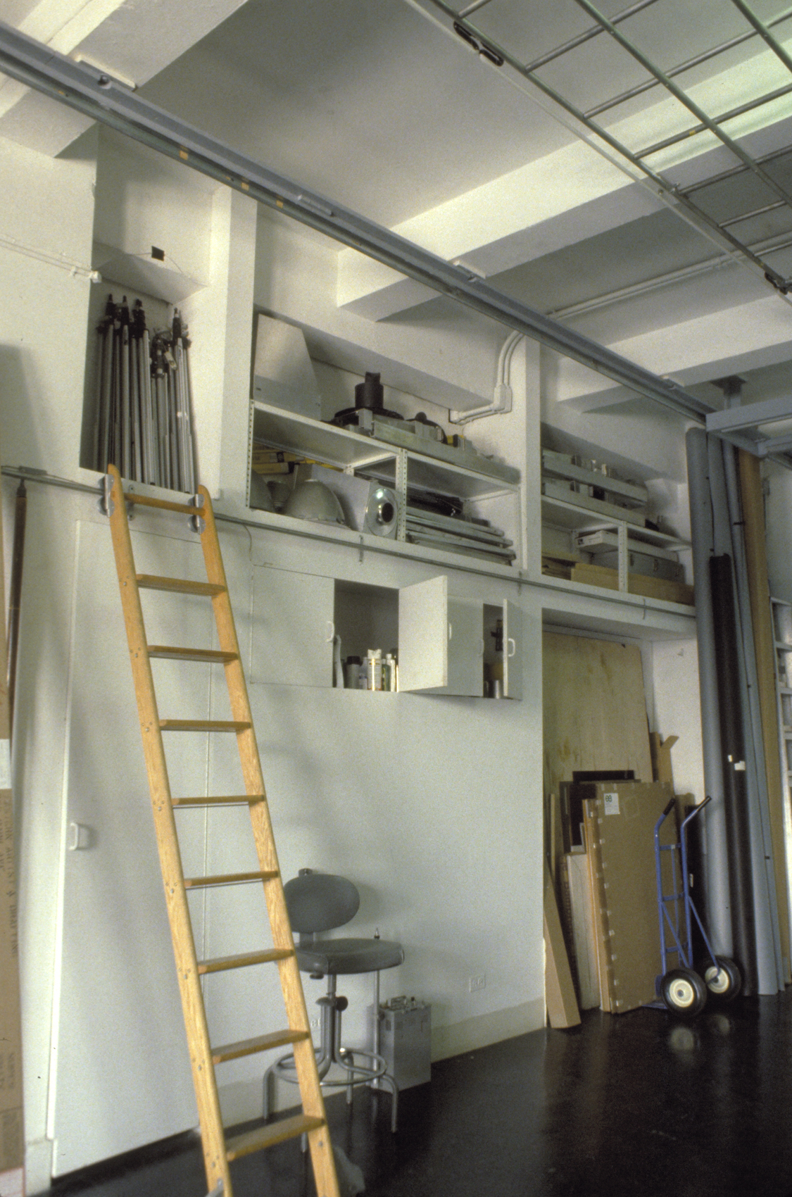 Gallucci Photo Studio by Philip Tusa Projects - Architizer