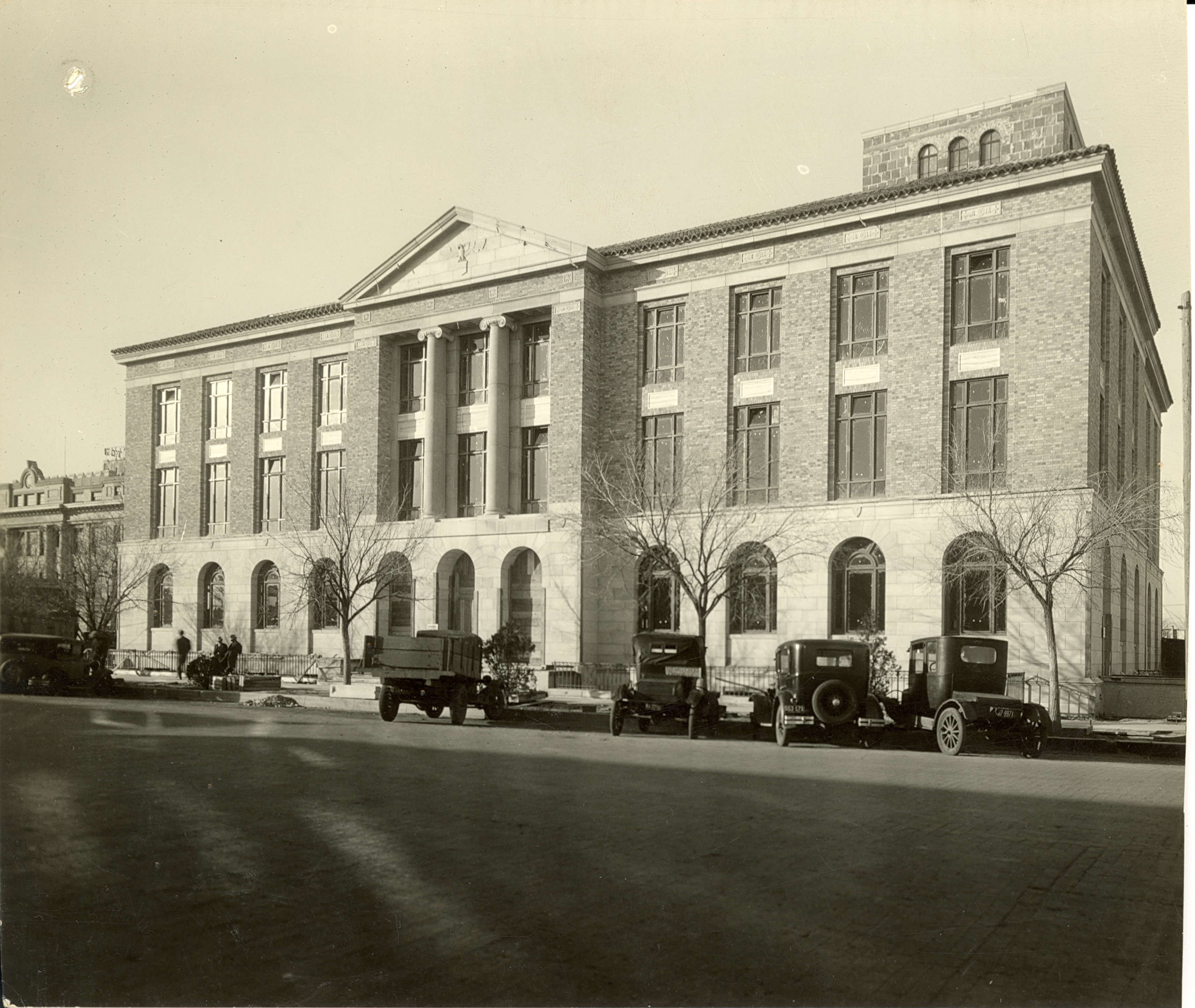 Lubbock Federal Building Re-Use - Architizer