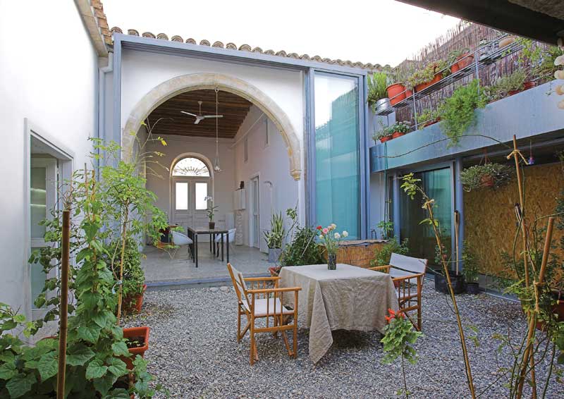 REFURBISHMENT OF A LISTED HOUSE IN KAIMAKLI by YIORGOS HADJICHRISTOU ...