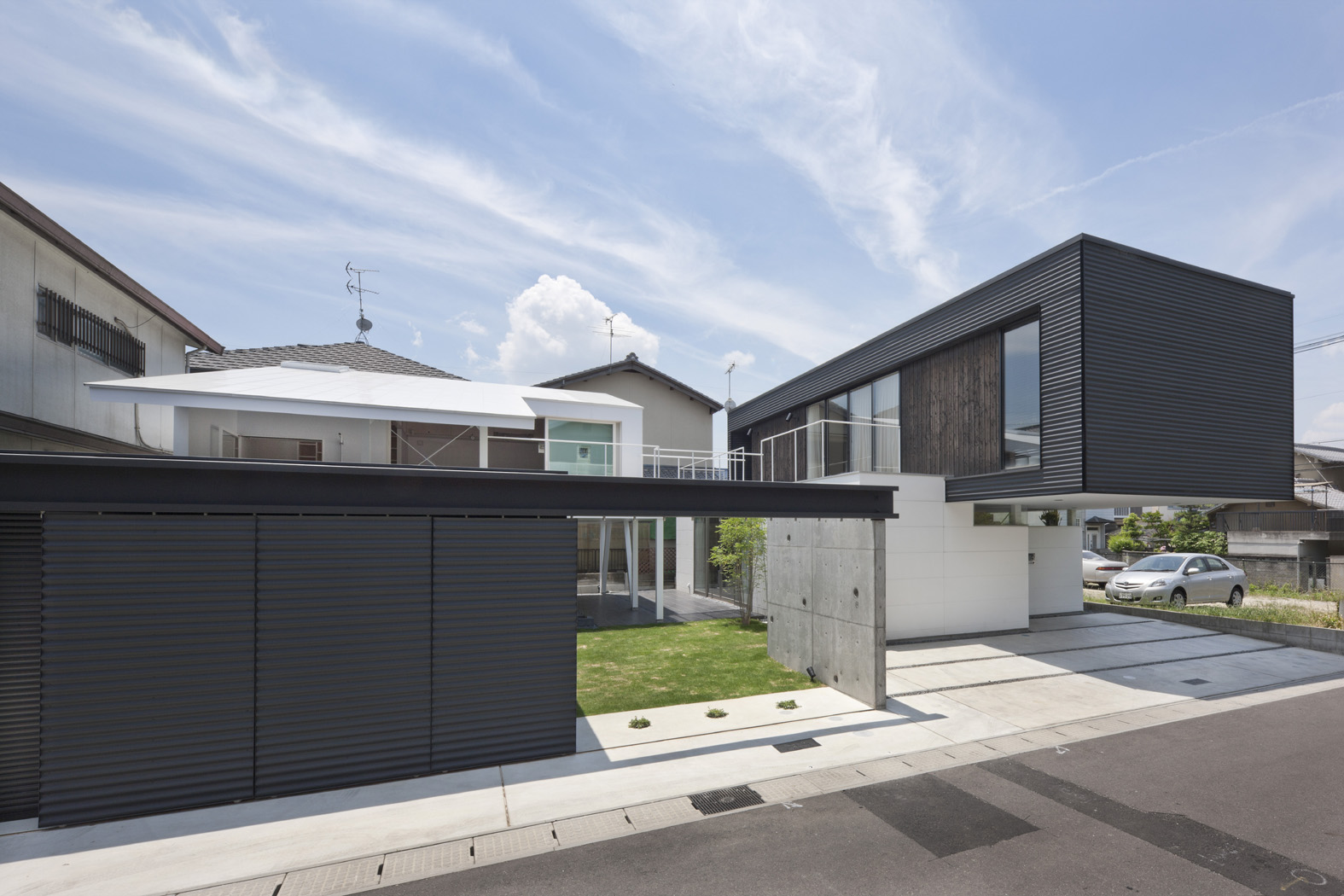 UM house 2 - Architizer