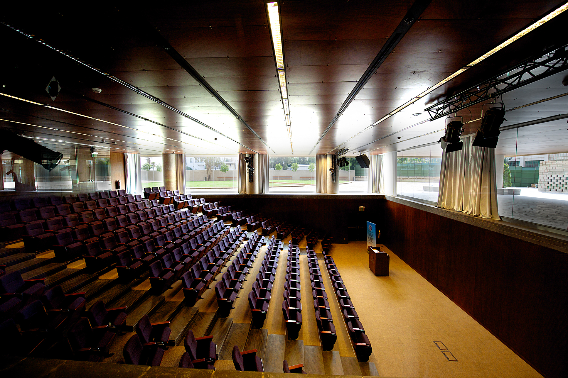 Idea 155028: American University of Beirut Suliman S. Olayan School of ...