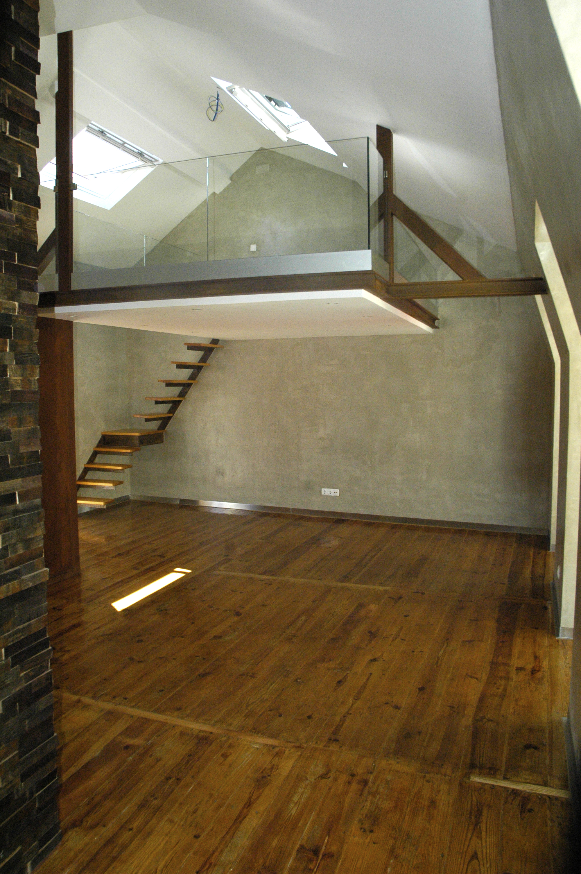 THE OLD BARREL LOFT, Apartment Renovation/Interior Design by ALEXANDRE ...