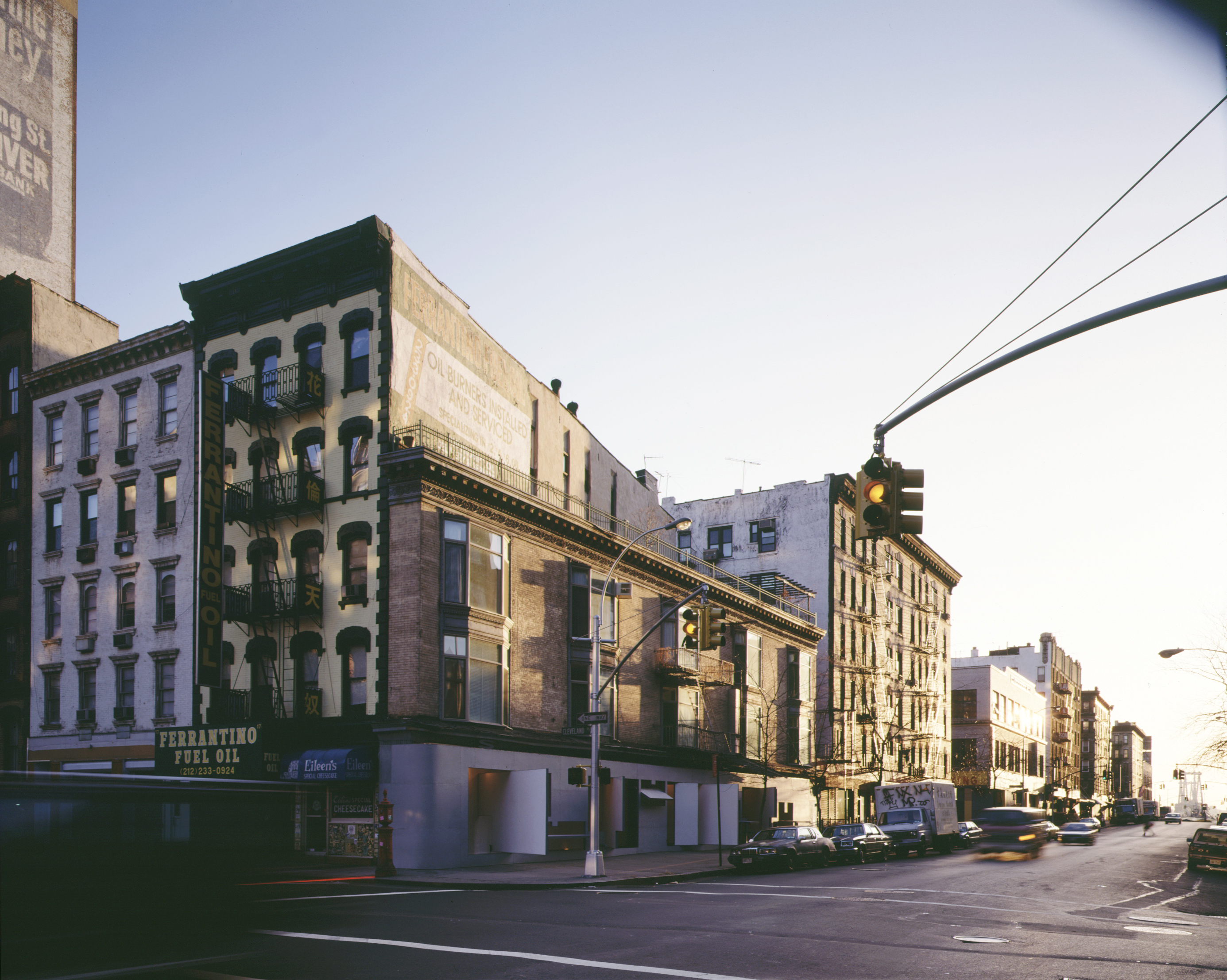 Storefront for Art and Architecture by Acconci Studio, Steven Holl ...