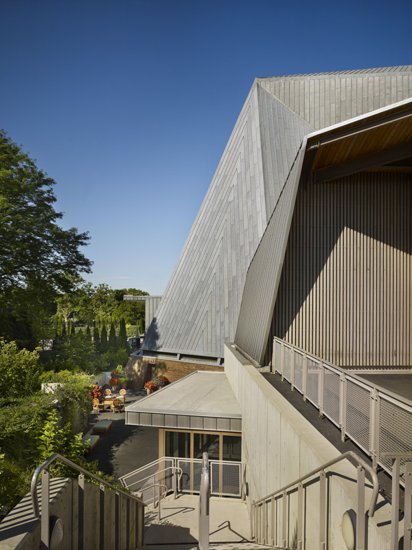 The Mann Center for the Performing Arts by MGA Partners Architects ...