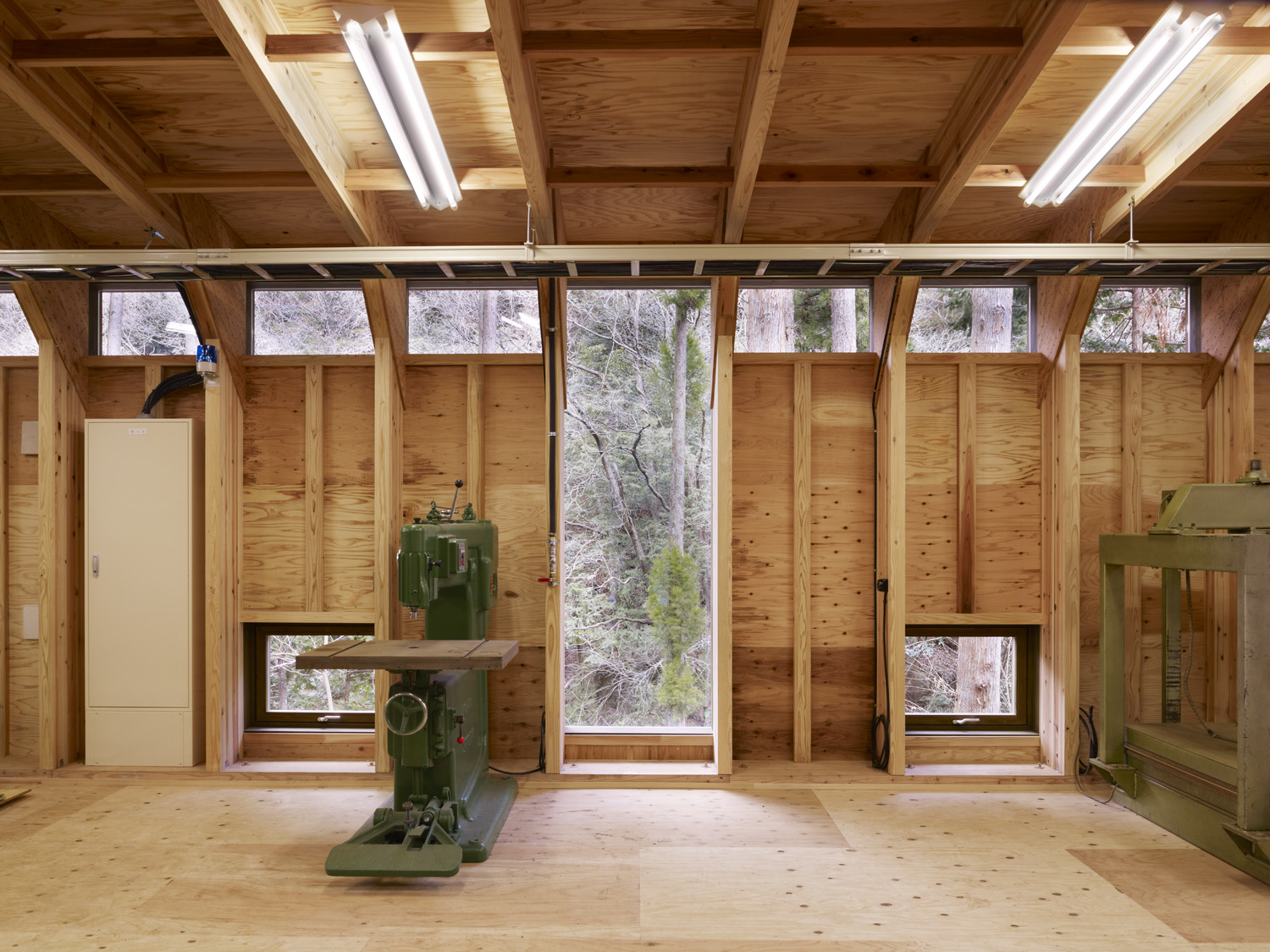 Idea 290656: Workshop in the Forest by Atelier Haretoke in Tama, Japan ...