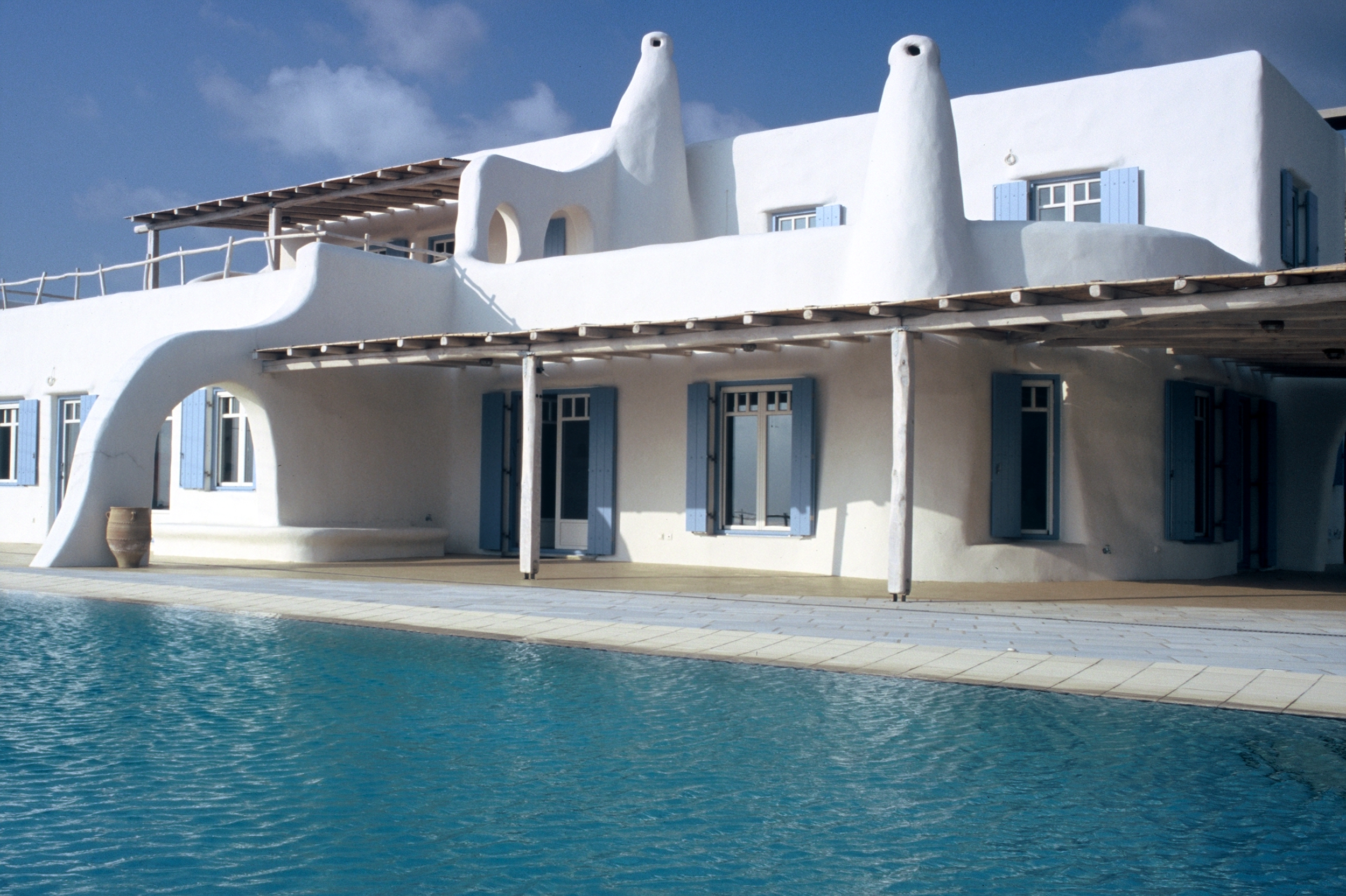 Paros House overlooking the Aegean - Architizer