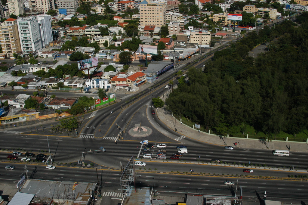 Corredor Duarte by Uno+ Una. Arquitectura e Interiorismo - Architizer