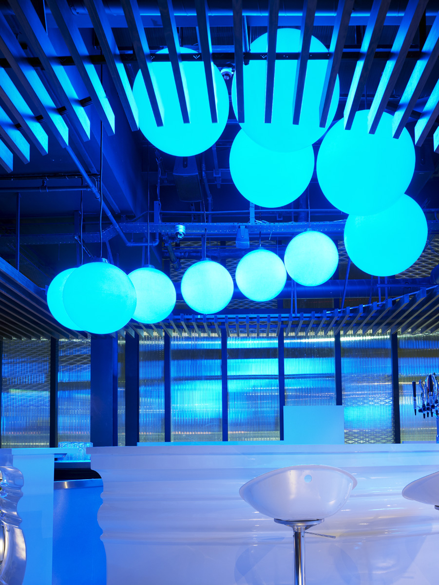 O2 Brand Experience Dublin by Jordan Parnass Digital Architecture ...