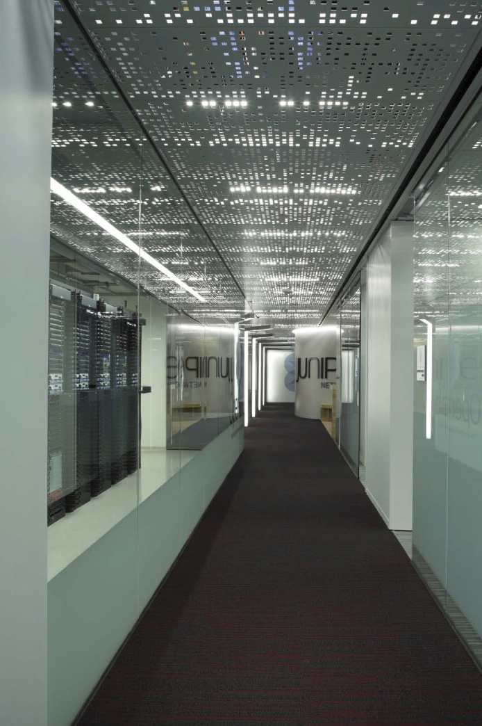 Juniper Networks by Valerio Dewalt Train - Architizer