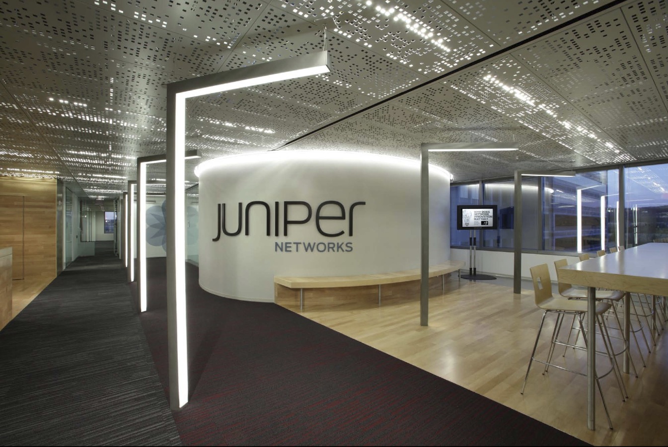 Juniper Networks by Valerio Dewalt Train - Architizer