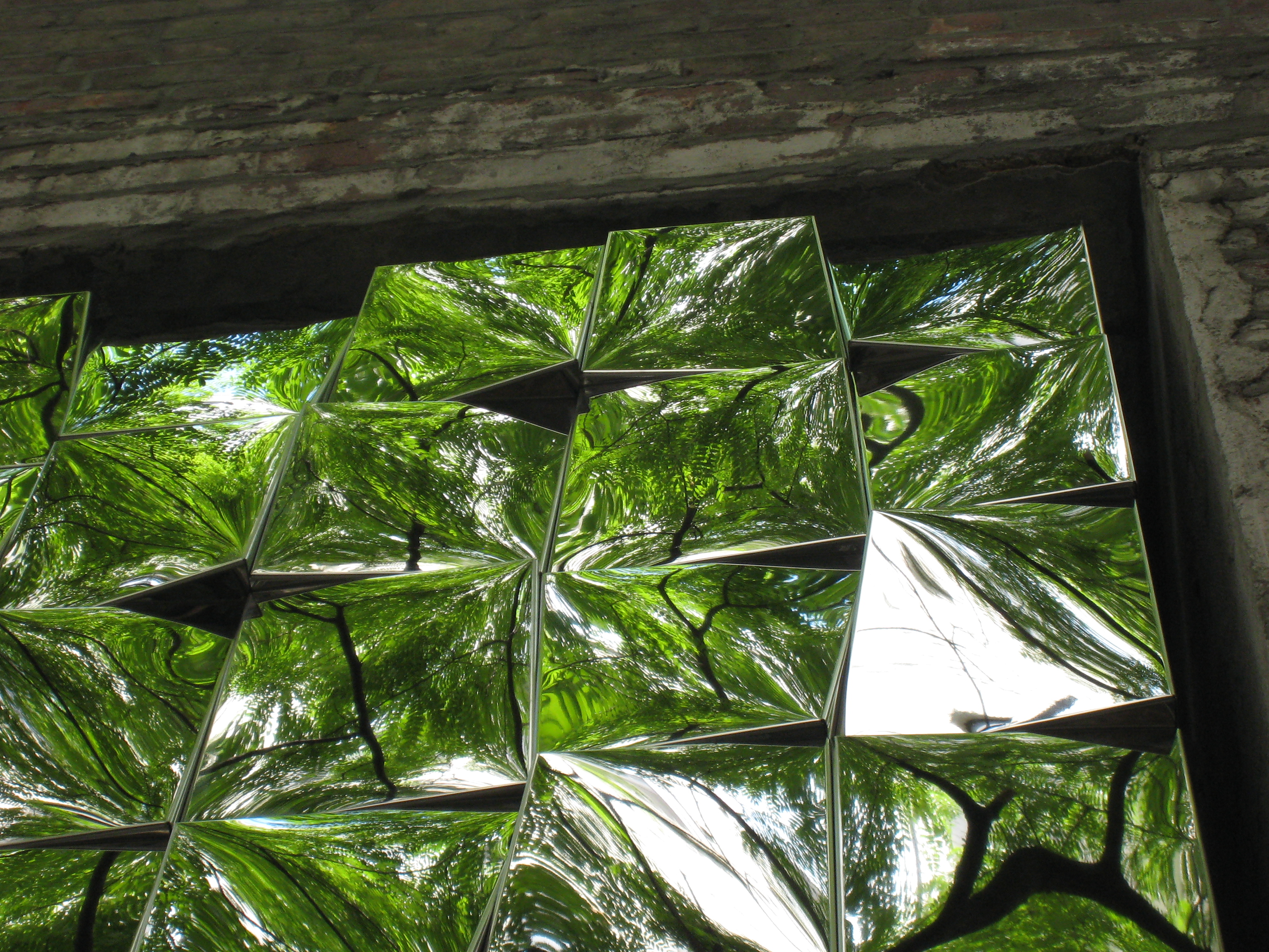 Reflective Tiled Sculpture - Architizer