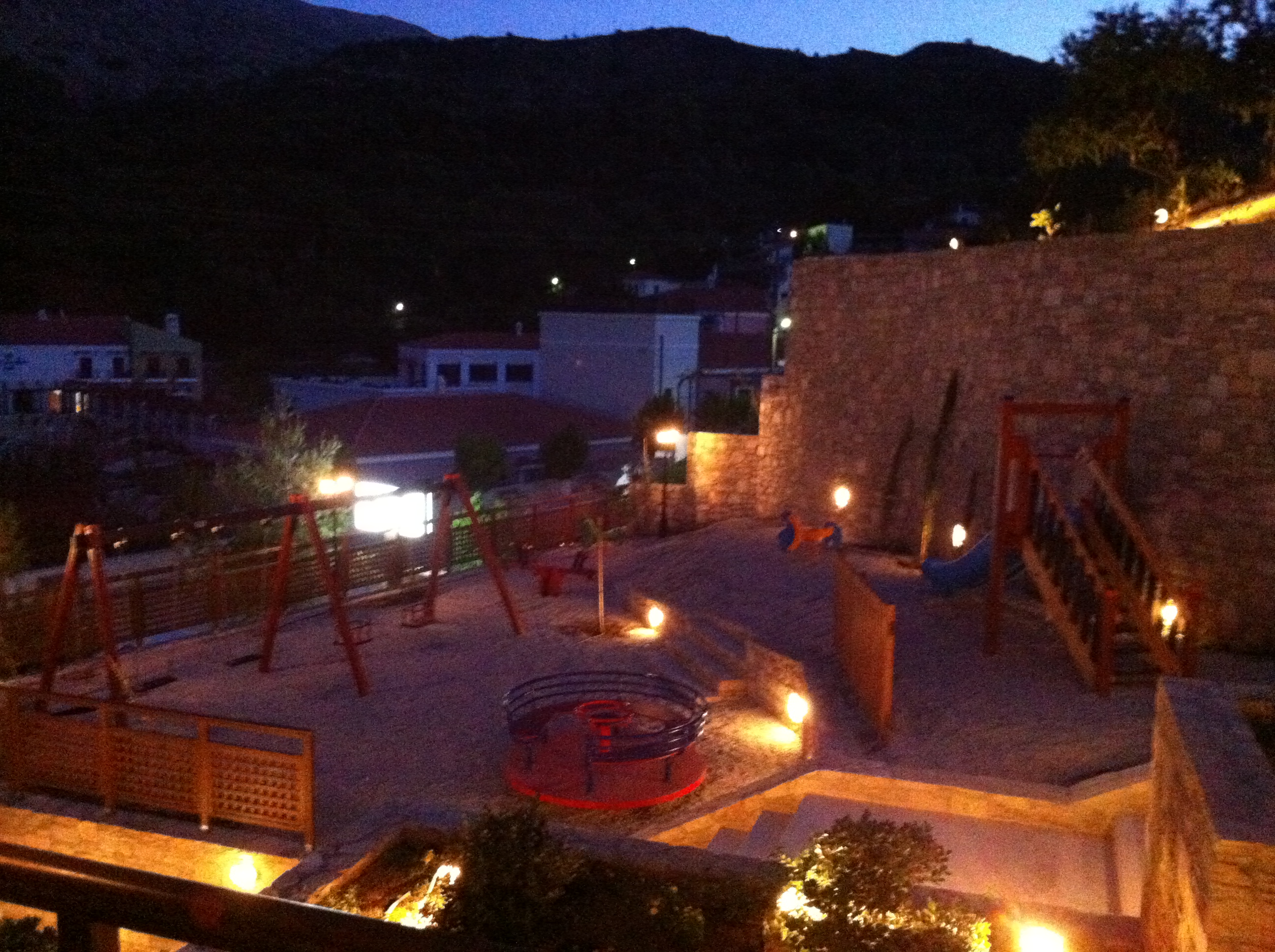 multi function building - Architizer