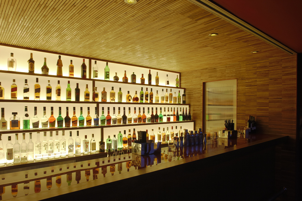 Q Bar Rooftop - Architizer