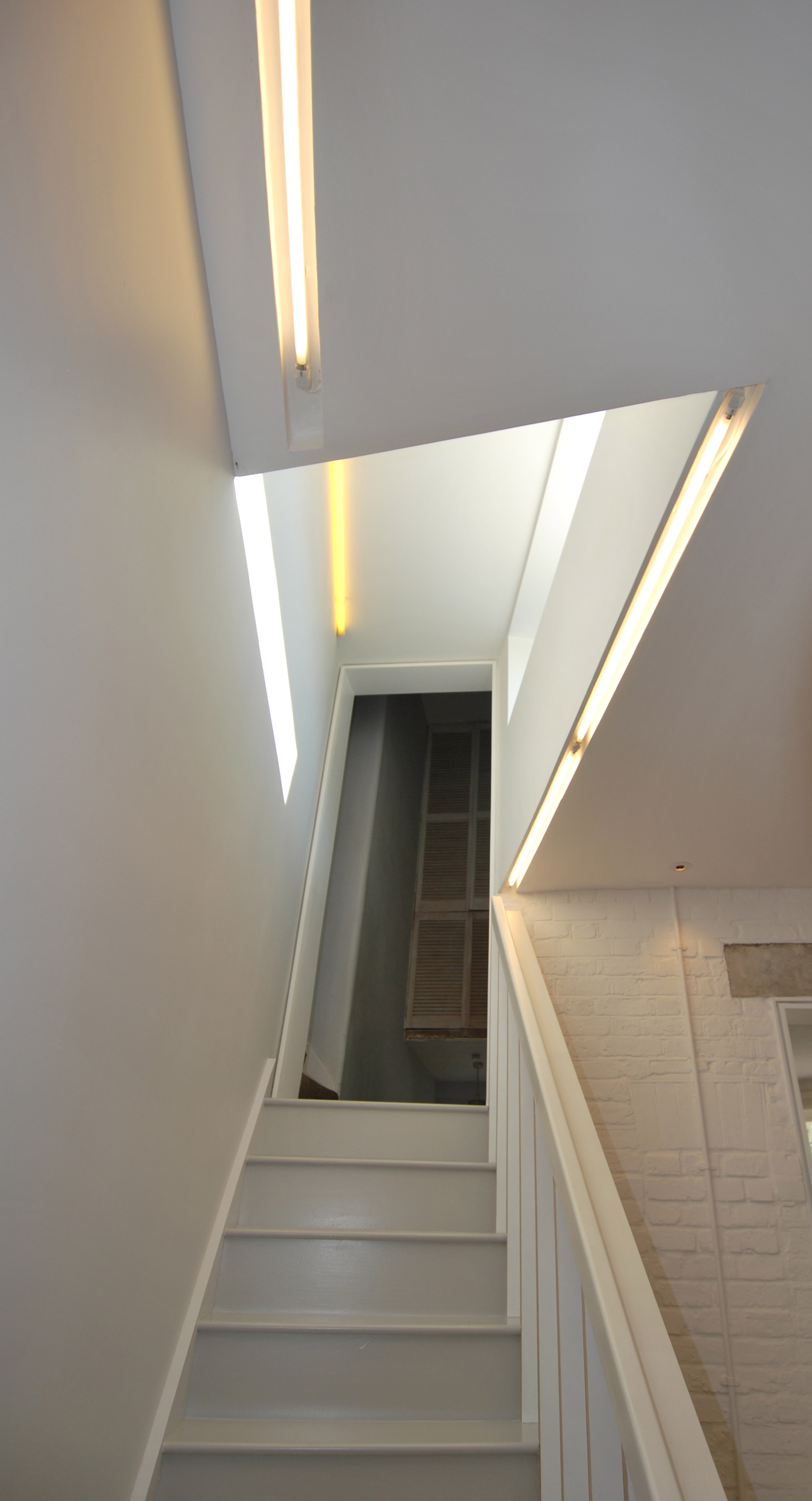 Timber Fin House by Neil Dusheiko Architects - Architizer