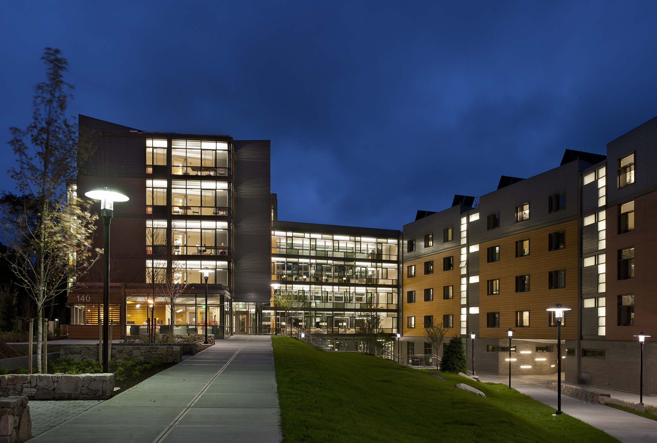 Hillside Hall by LLB Architects - Architizer
