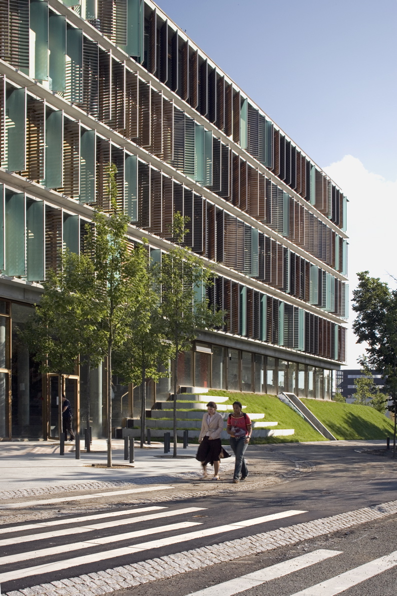 COPENHAGEN BUSINESS SCHOOL "THE WEDGE" by Lundgaard & Tranberg ...