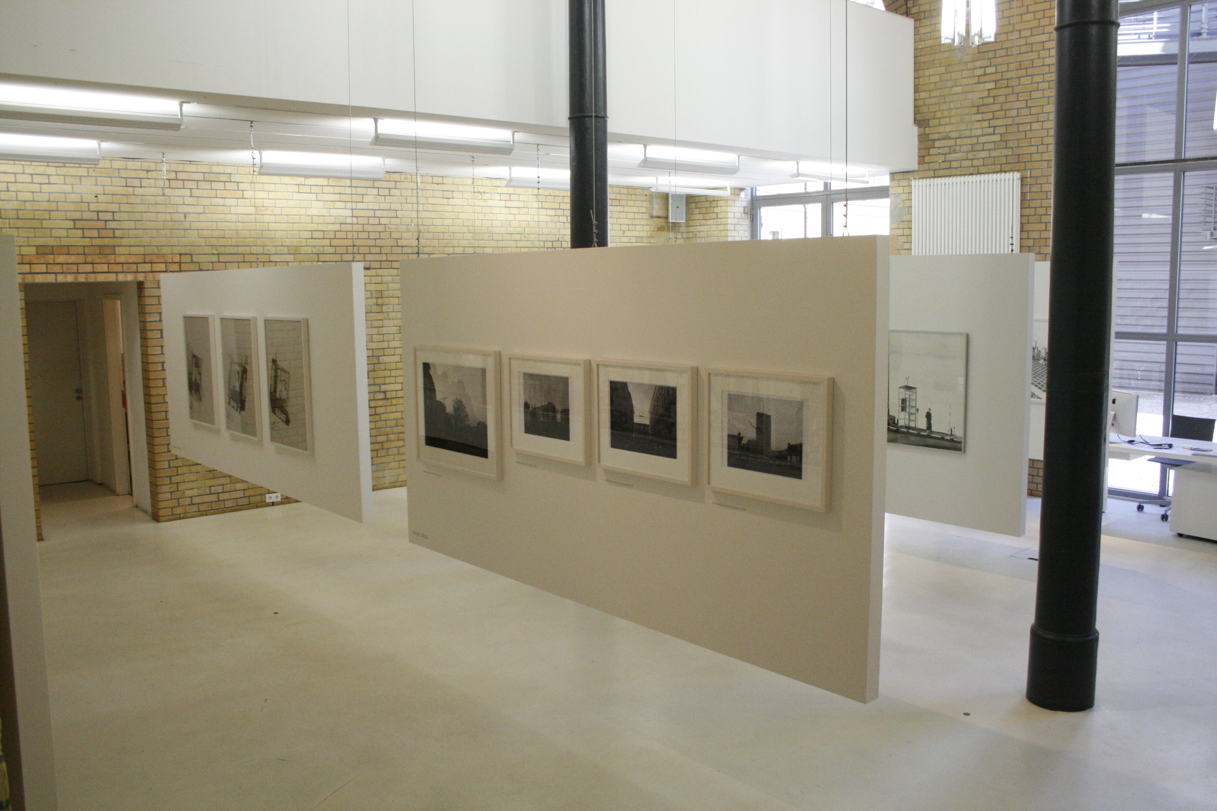 New Frontiers: zeichnen by New Frontiers - Association for experimental ...