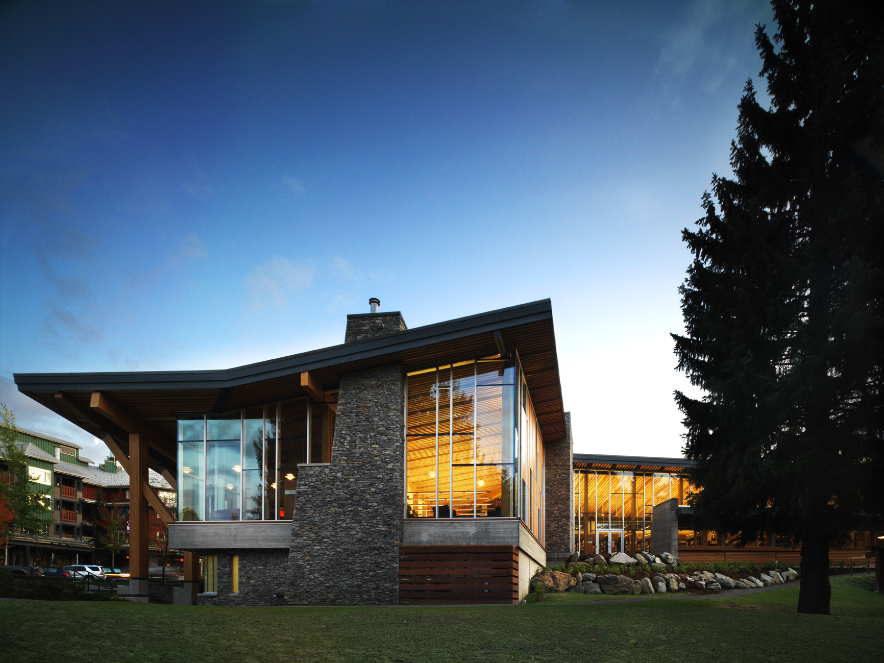 Fast + Epp - Architizer