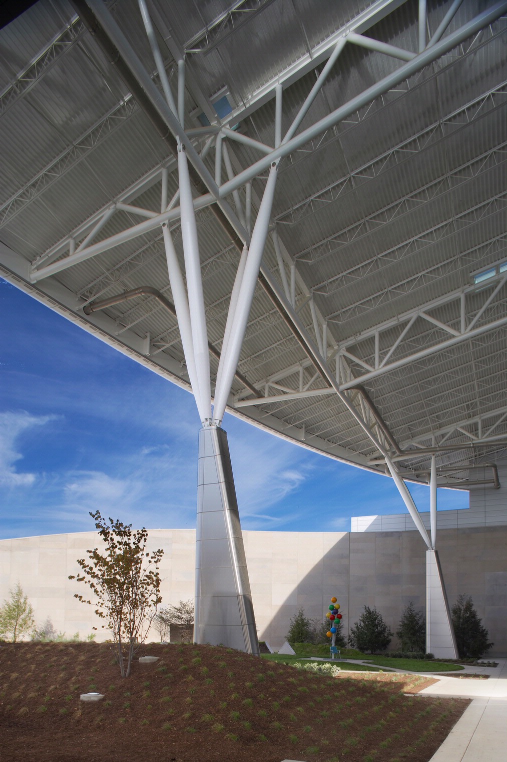 Indianapolis International Airport, Col. H. Weir Cook Terminal by HOK ...