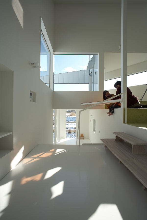 The topographic house by Akasaka Shinichiro Atelier - Architizer