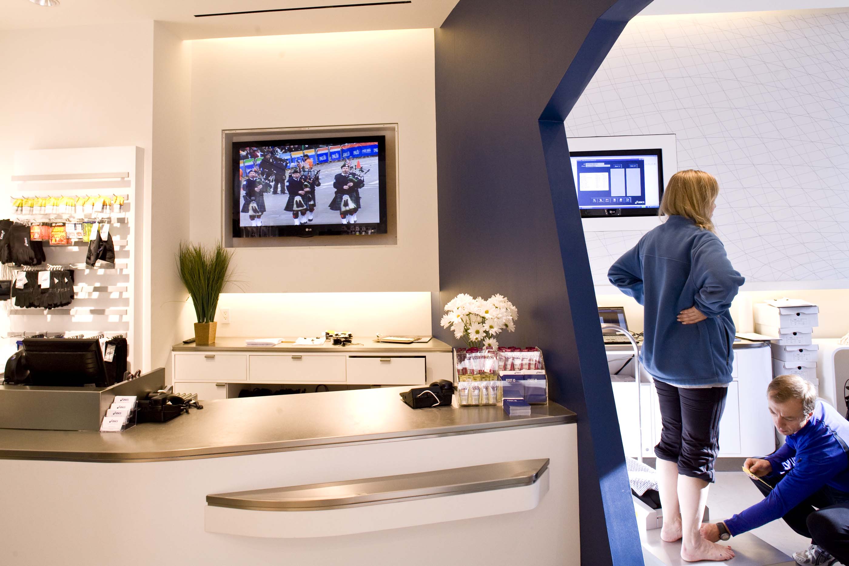 ASICS Flagship Store NYC by VERDEGO - Architizer