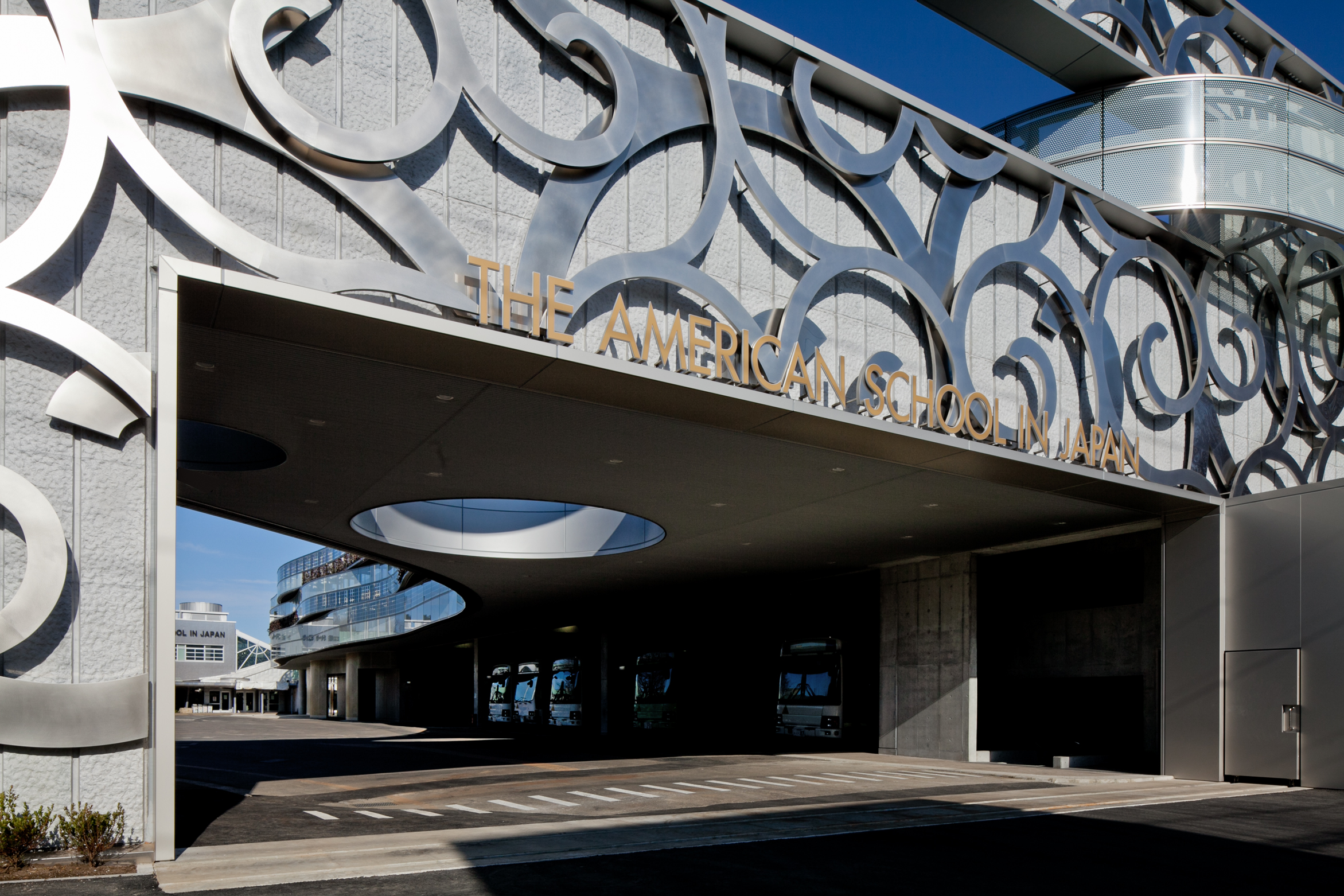 The American School in Japan (ASIJ) by TANGE ASSOCIATES - Architizer