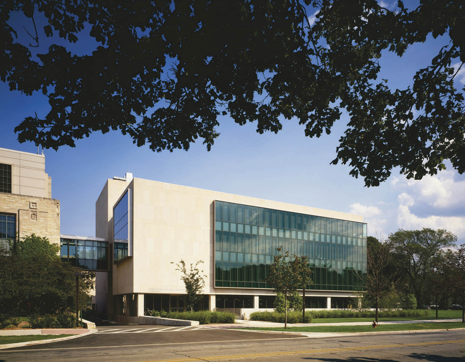 Northwestern University Ford Motor Company Engineering Design Center by ...