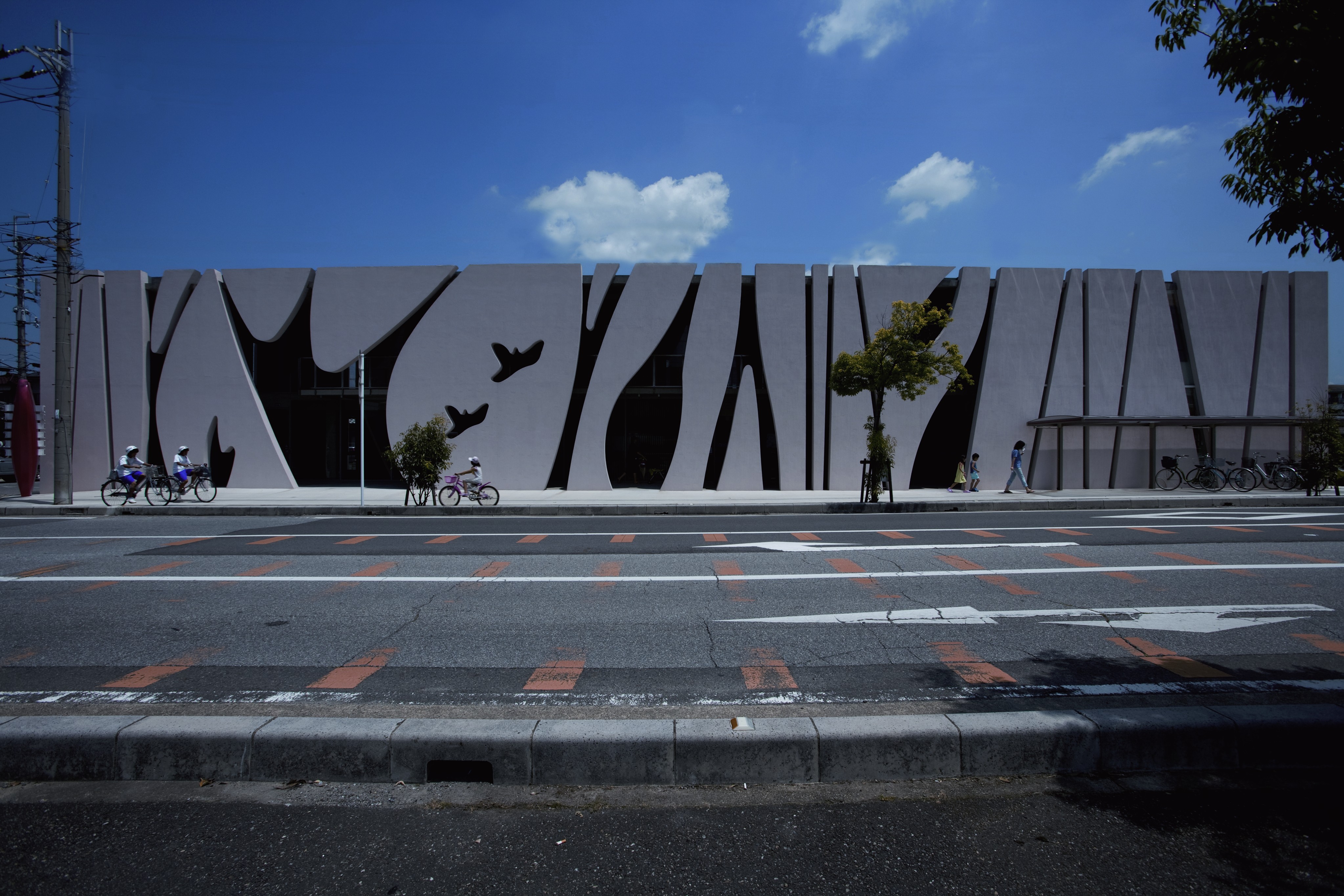 Slit House スリットの家 - Architizer