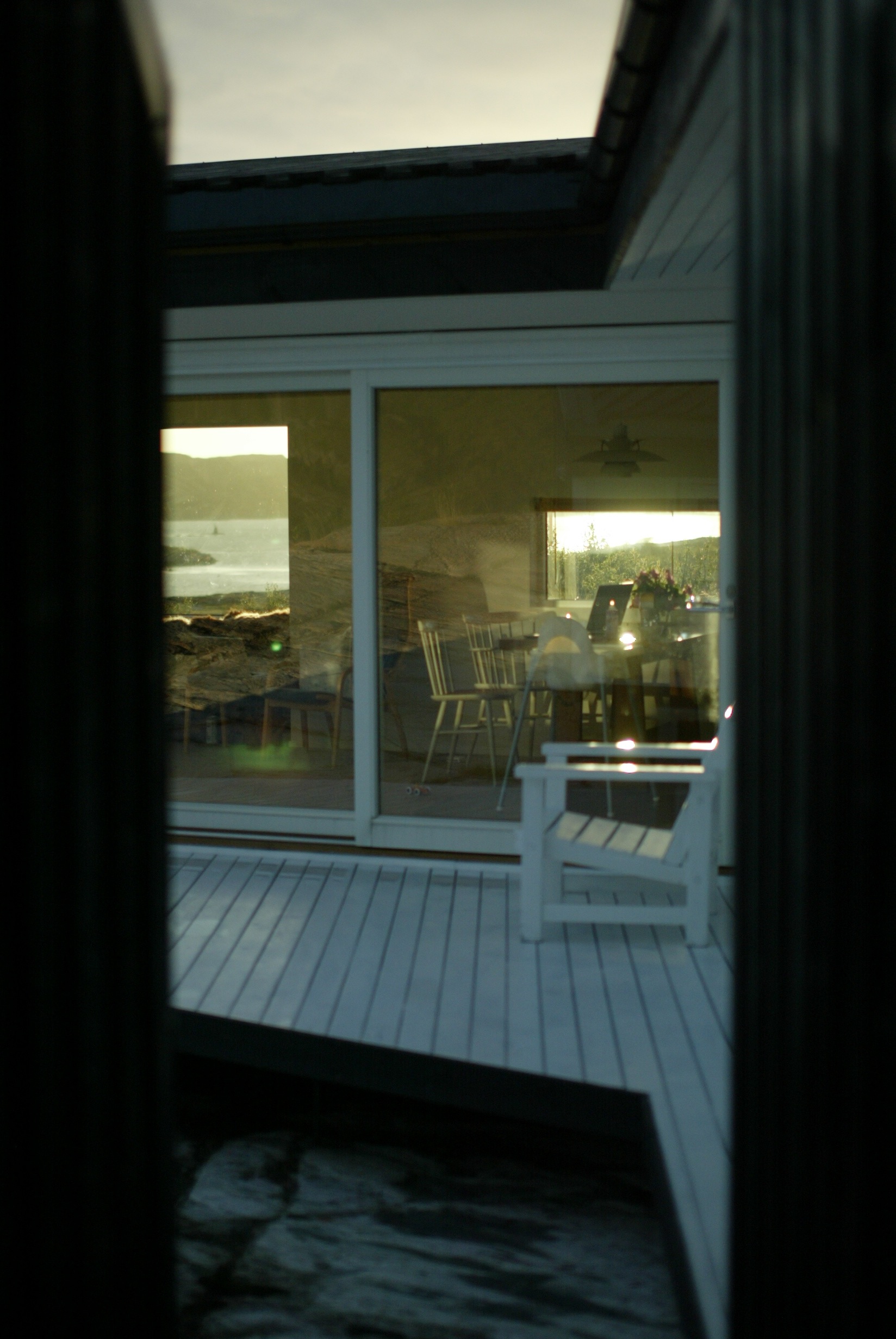Atrium cabin on Vardehaugen by Fantastic Norway Architects - Architizer