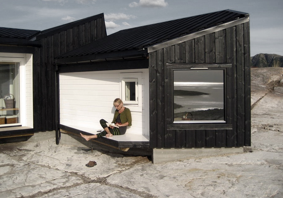 Atrium cabin on Vardehaugen by Fantastic Norway Architects - Architizer