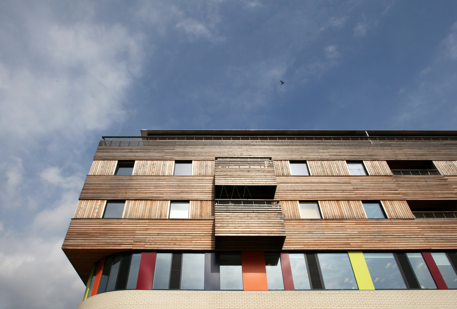 Idea 178936: Stonebridge Hillside Hub by Cullinan Studio in London ...