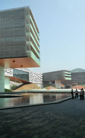 Horizontal Skyscraper / Vanke Center by Steven Holl Architects - Architizer