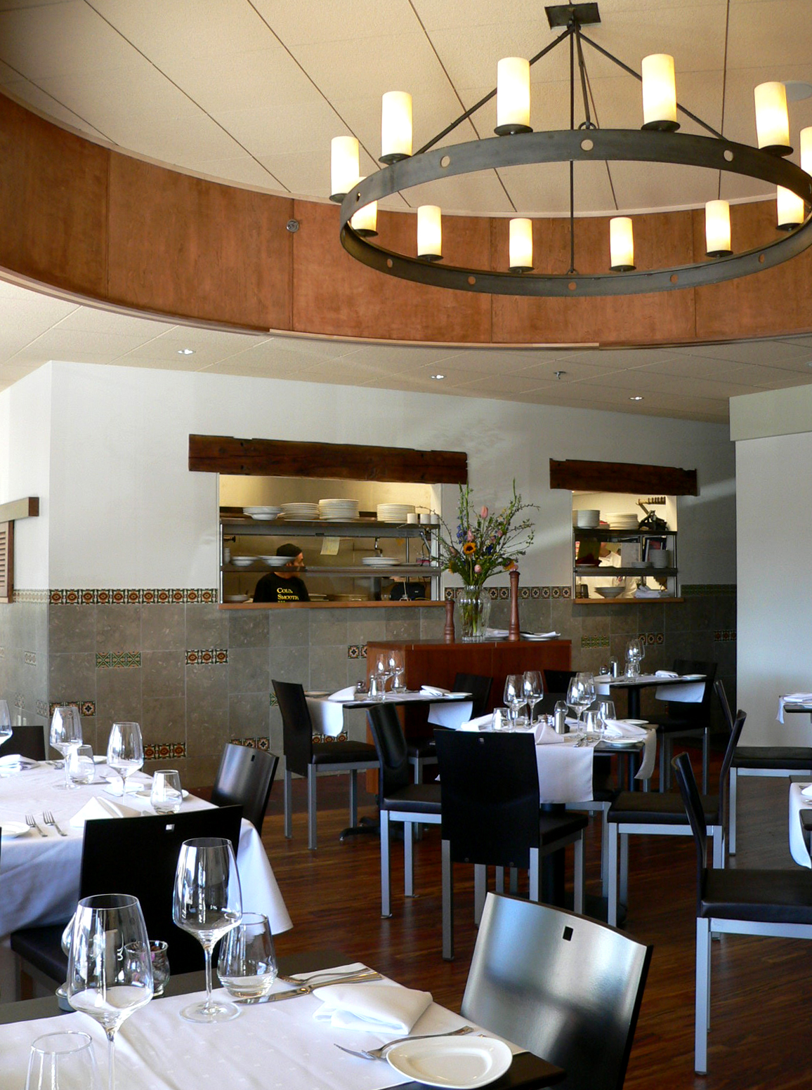 Arugula Restaurant - Architizer