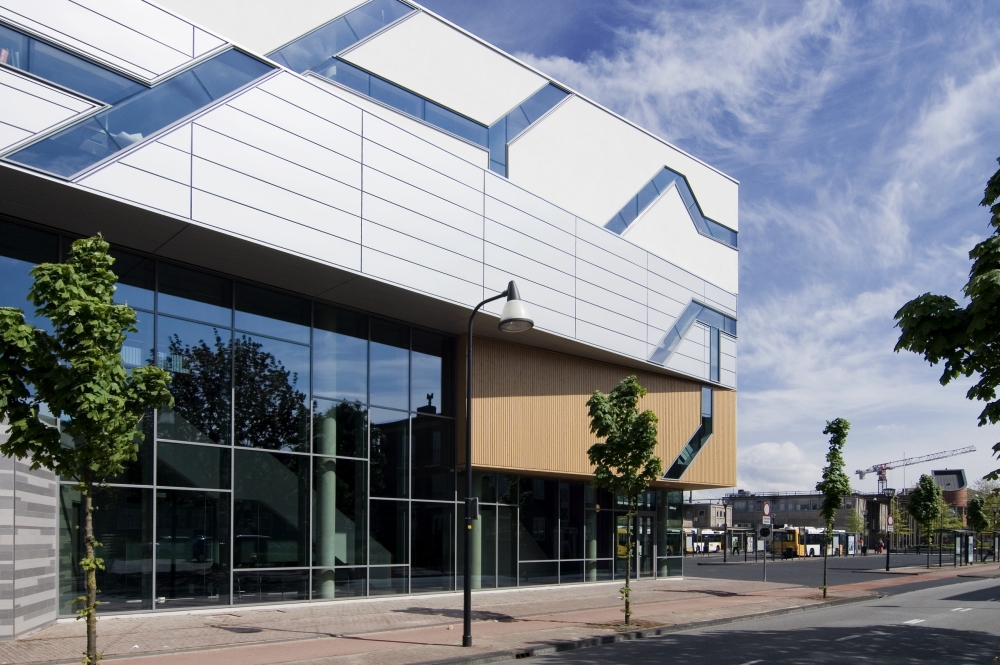 ROC Aventus - Architizer