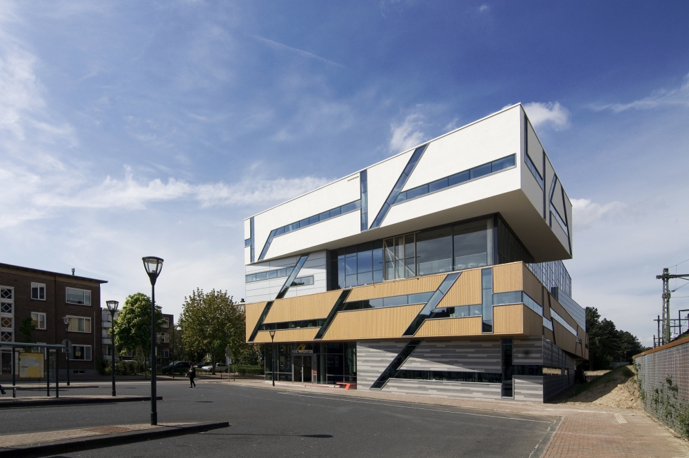 ROC Aventus - Architizer