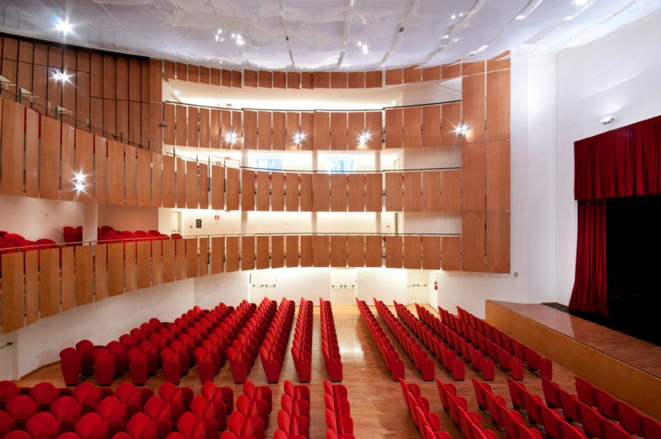 City Theater, Corato, Italy (2012) by Alvisi Kirimoto + Partners ...