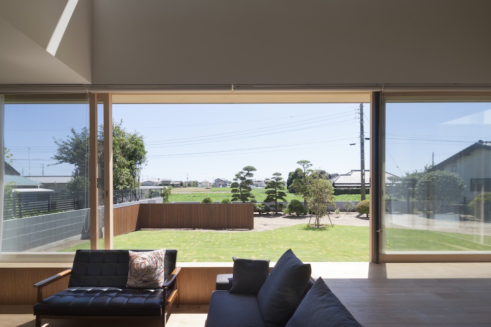 Sliding Door House by Naoi Architecture & Design Office - Architizer