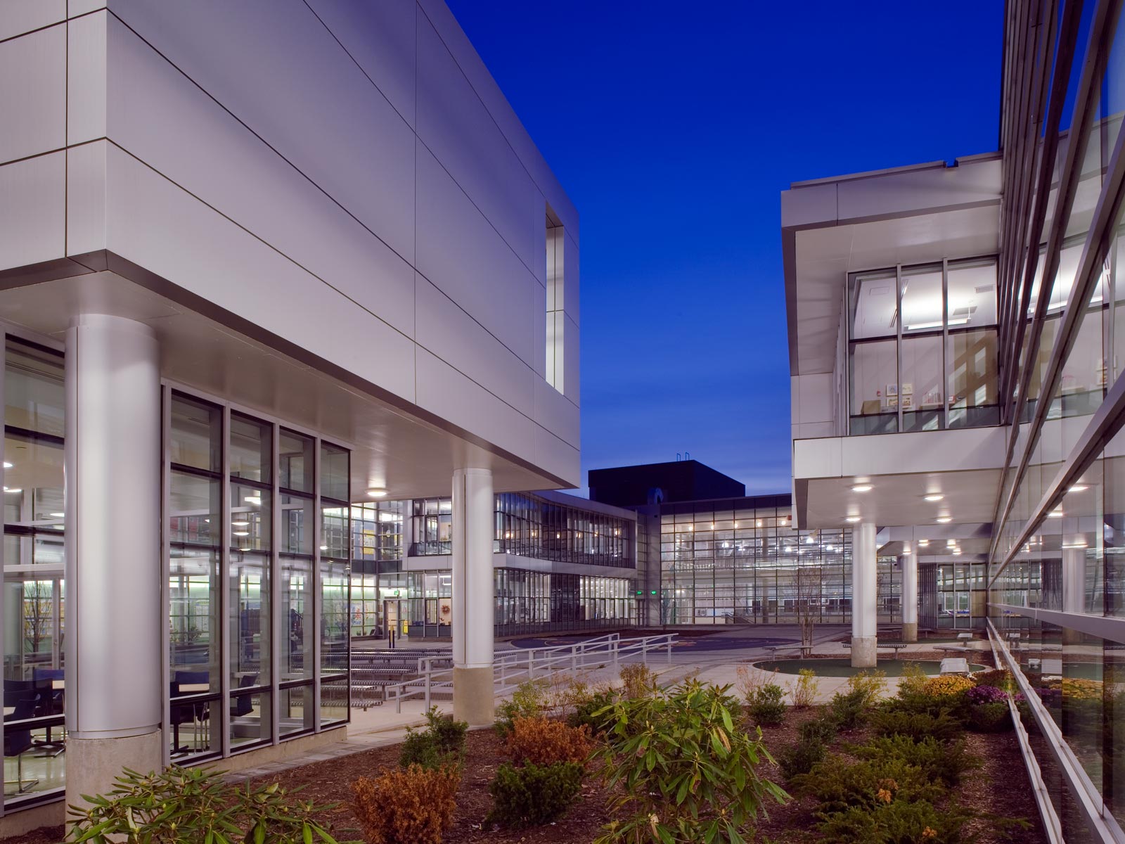 Watha T. Daniel/Shaw Neighborhood Library by Davis Brody Bond LLP ...