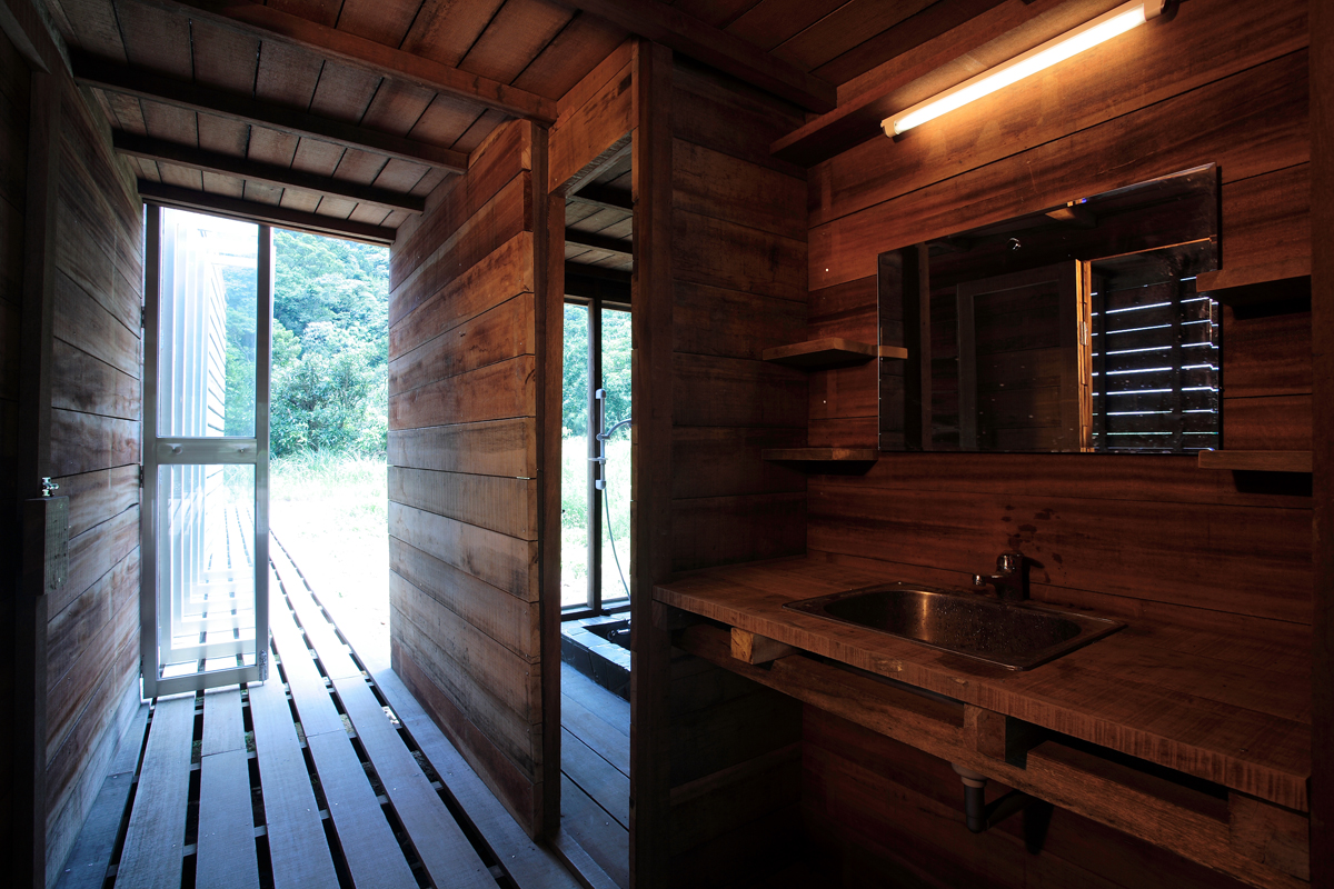 Chen House by Casagrande Laboratory - Architizer