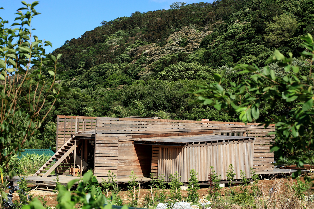 Chen House by Casagrande Laboratory - Architizer